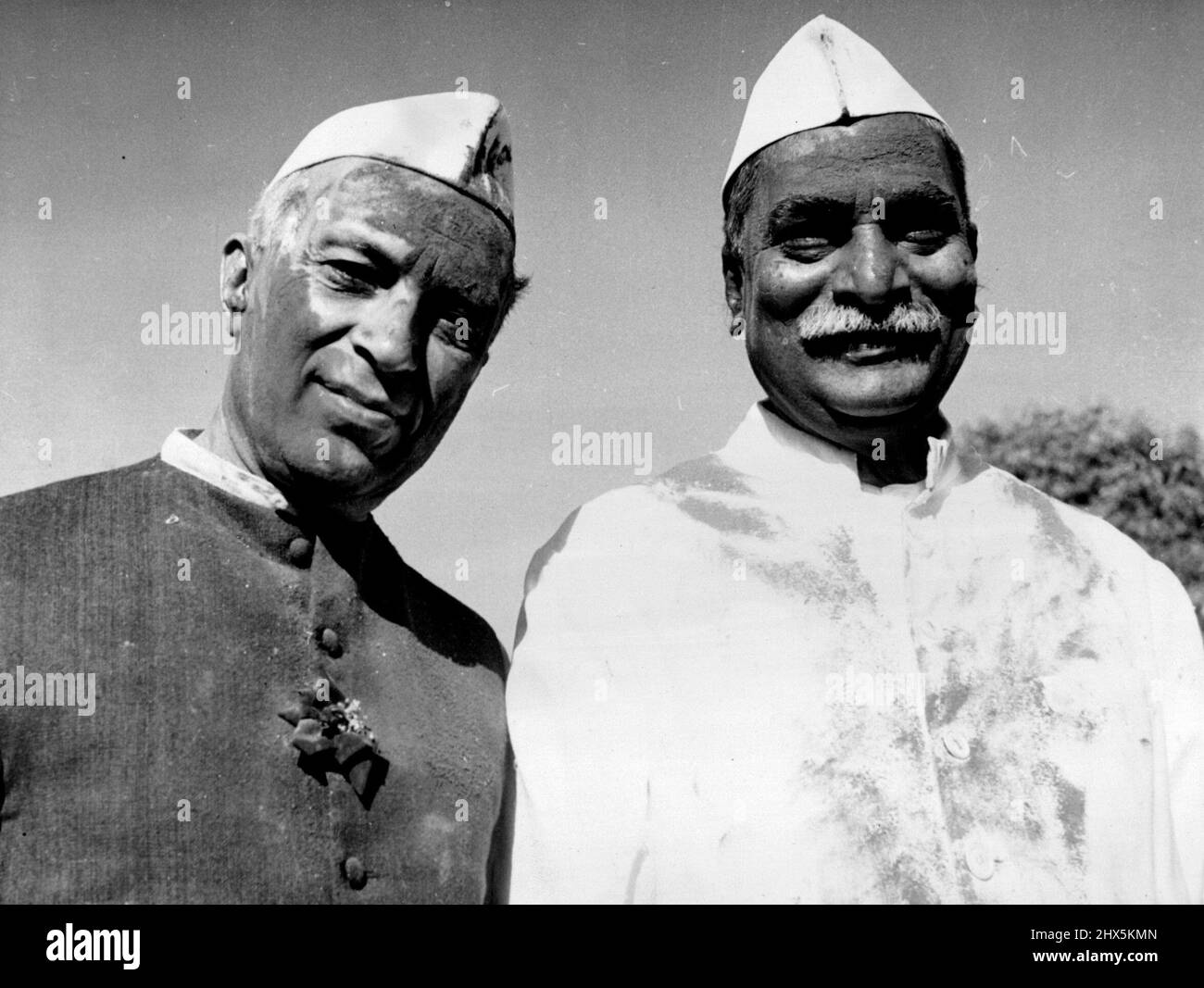 The best of Friends -- Indian President Rajendra Prasad (right) and ...