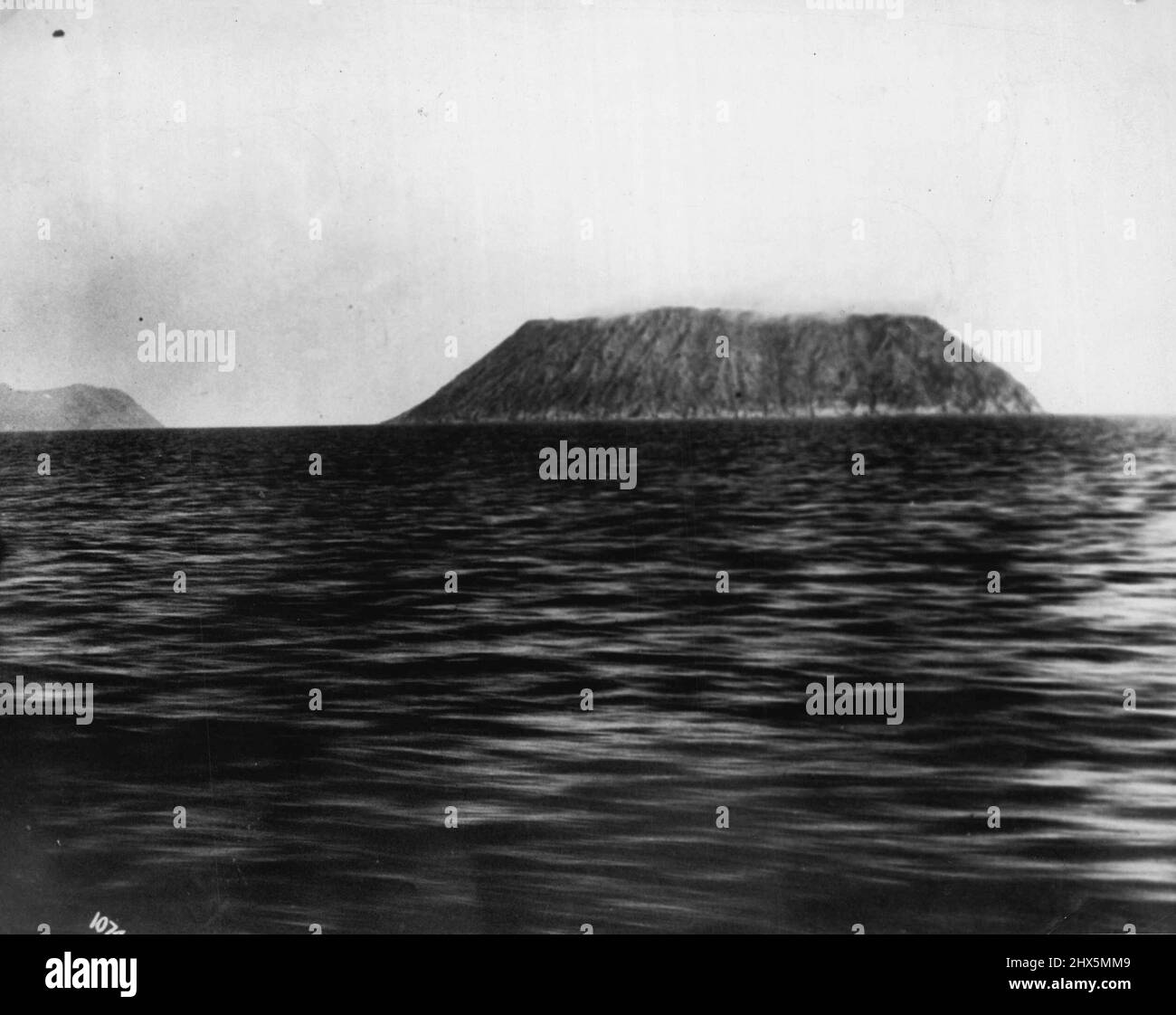 Diomede islands russia Black and White Stock Photos & Images - Alamy
