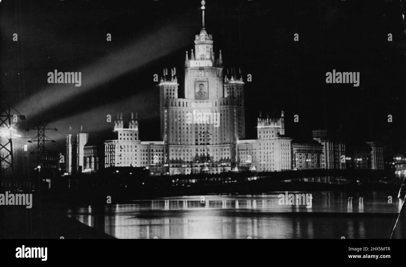 Building in the Soviet Union: A Skyscraper block of flats in Moscow the ...