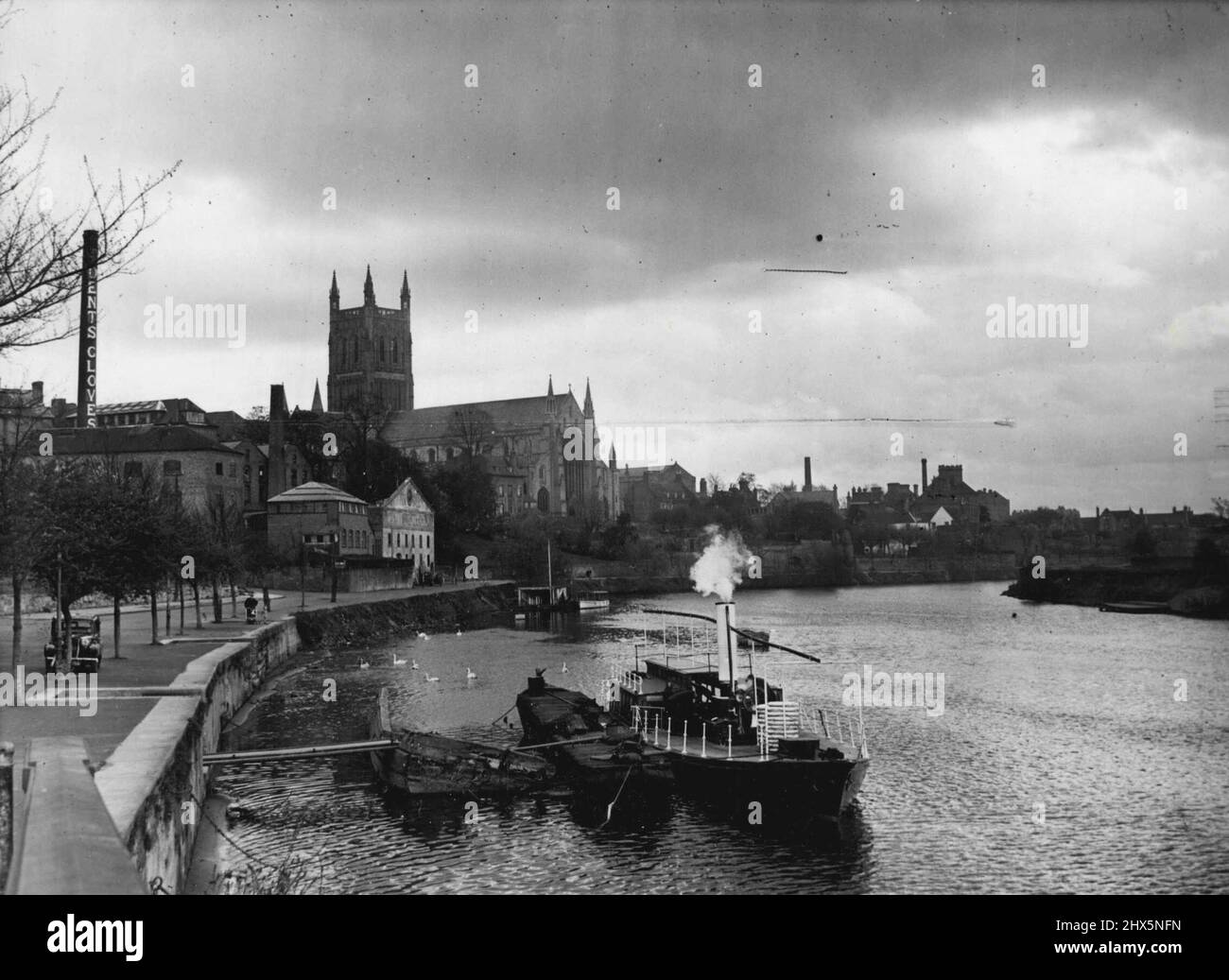 Worcester Cathedral - Worcester Cathedral from the river. Unity and ...