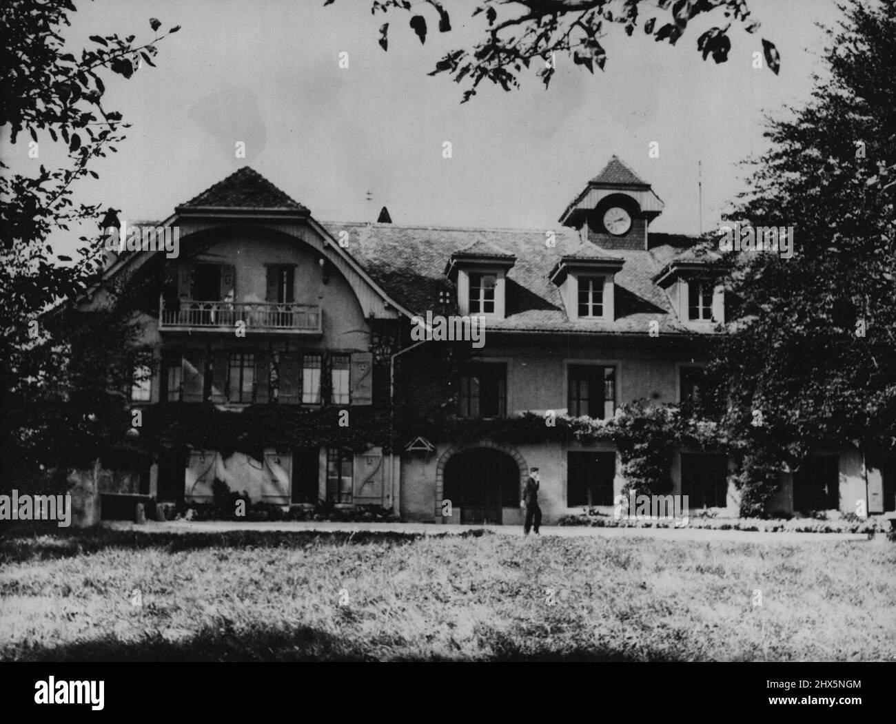 Swiss School For The Duke Of Kent. A general view of the Rosey Boy's ...
