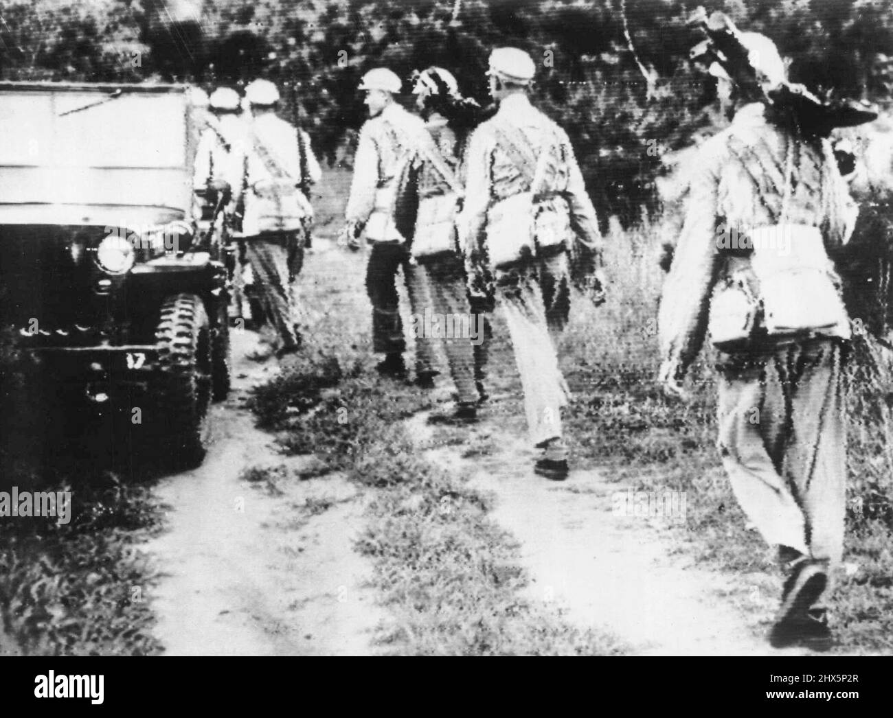 Armed Communist Troops In Kaesong -- A group of armed Chinese Communist ...
