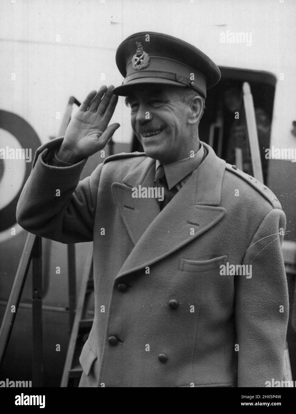 Middle East C-in-C Flies Back To Egypt - Plane Delayed -- General Sir ...