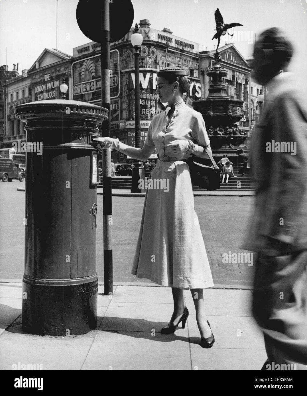 Postal *****. December 17, 1952. (Photo by David Moore Stock Photo - Alamy
