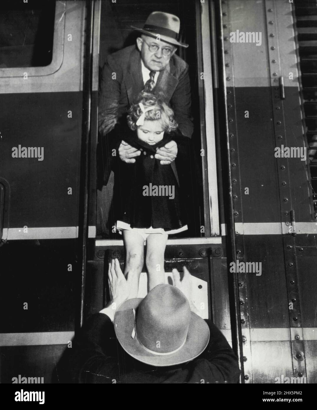 Armless child. Four-year-old Grace Purcell, who was born without arms ...