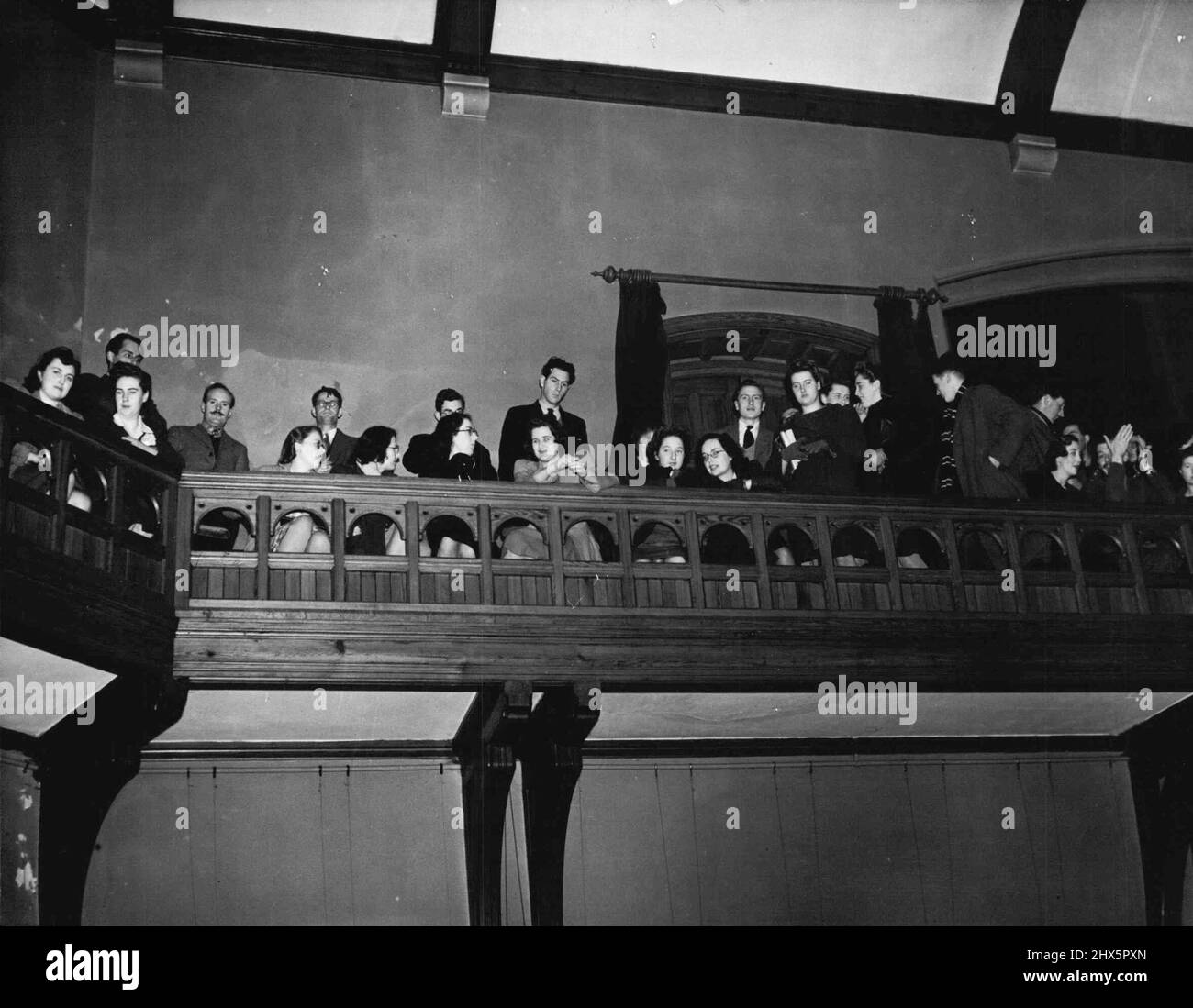 Principally white hi-res stock photography and images - Alamy