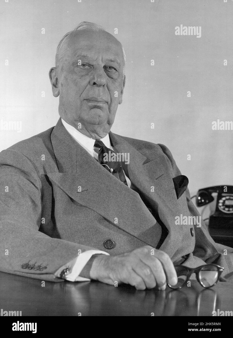 Alfred sloan hi-res stock photography and images - Alamy
