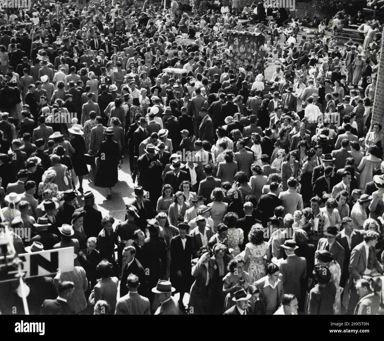 20 april 1949 hi-res stock photography and images - Alamy