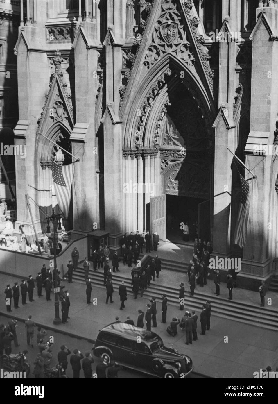 Cardinal Returns To St. Patrick's -- The body of Patrick Cardinal Hayes ...