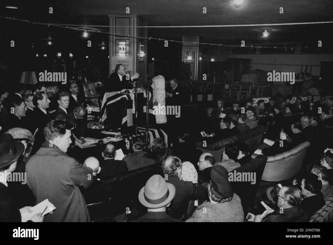 Hitler court room hi-res stock photography and images - Alamy
