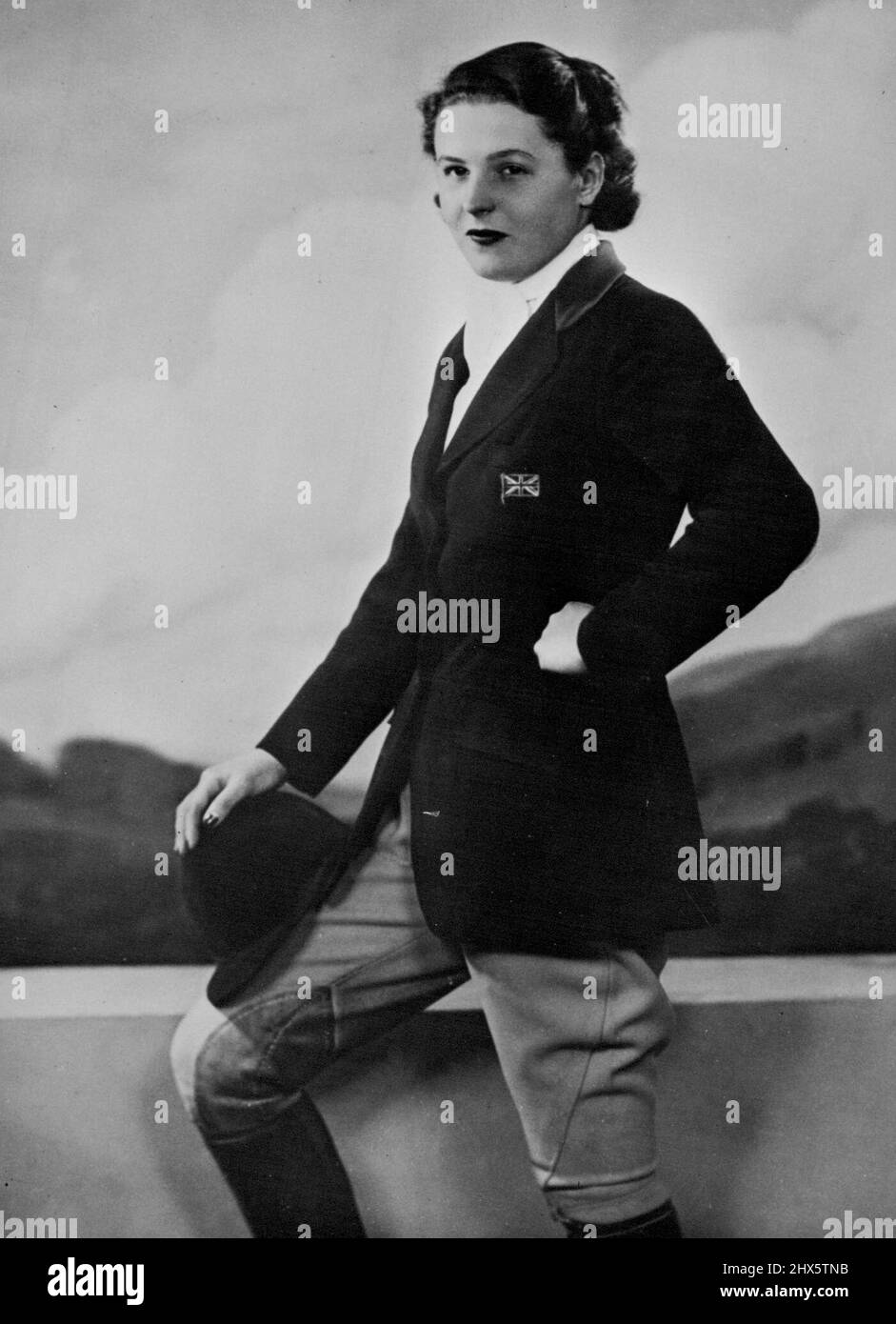 Pat Smythe: Britain's leading horsewoman. June 01, 1953. (Photo by ...