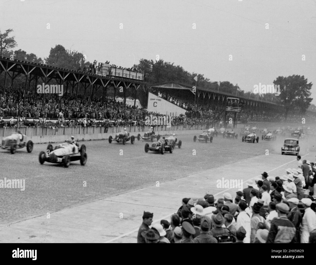 Early century racing hi-res stock photography and images - Alamy