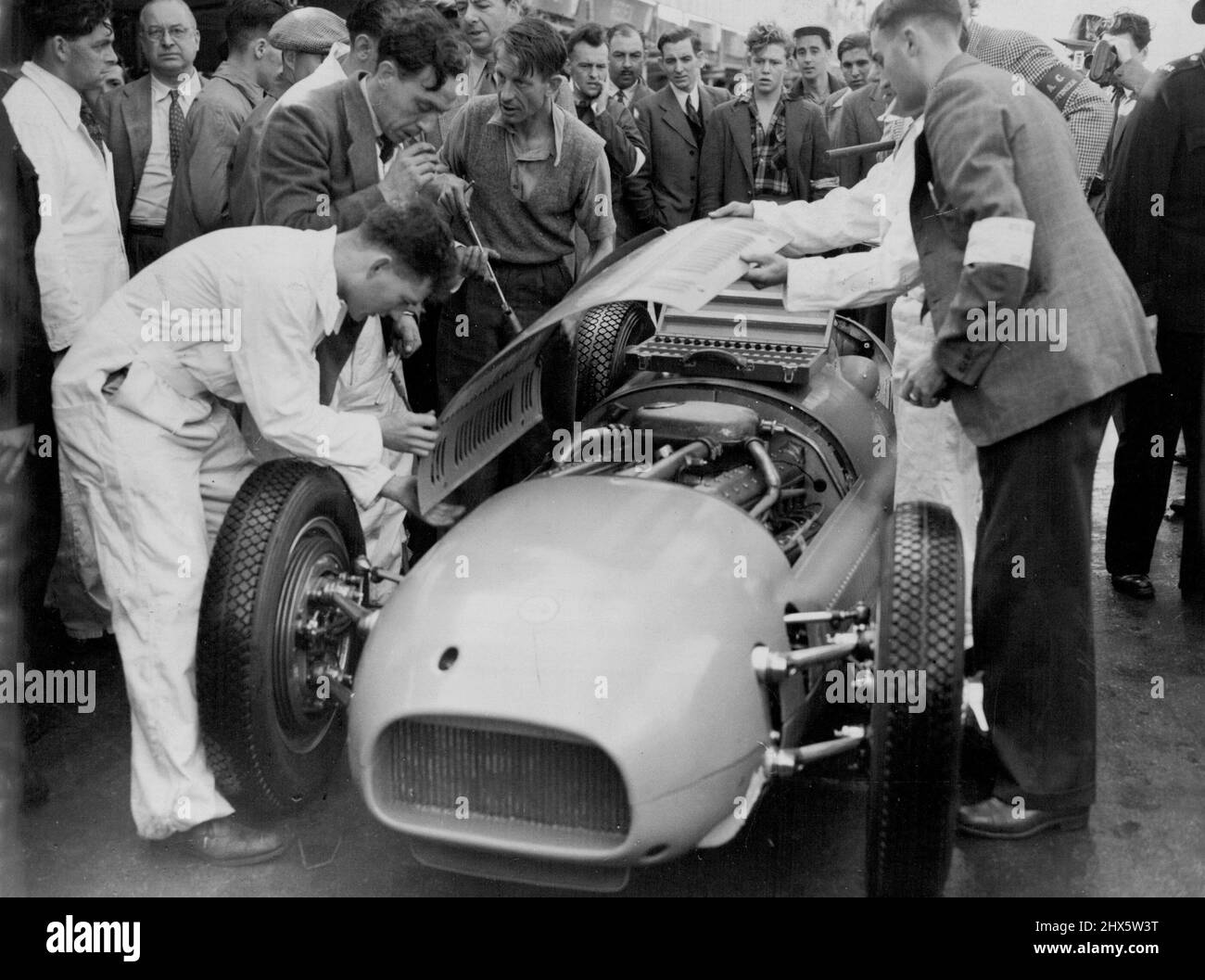 Silverstone international trophy hi-res stock photography and images ...