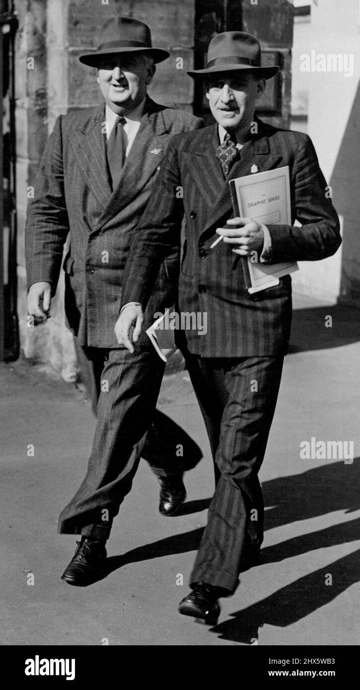 40s media Black and White Stock Photos & Images - Alamy