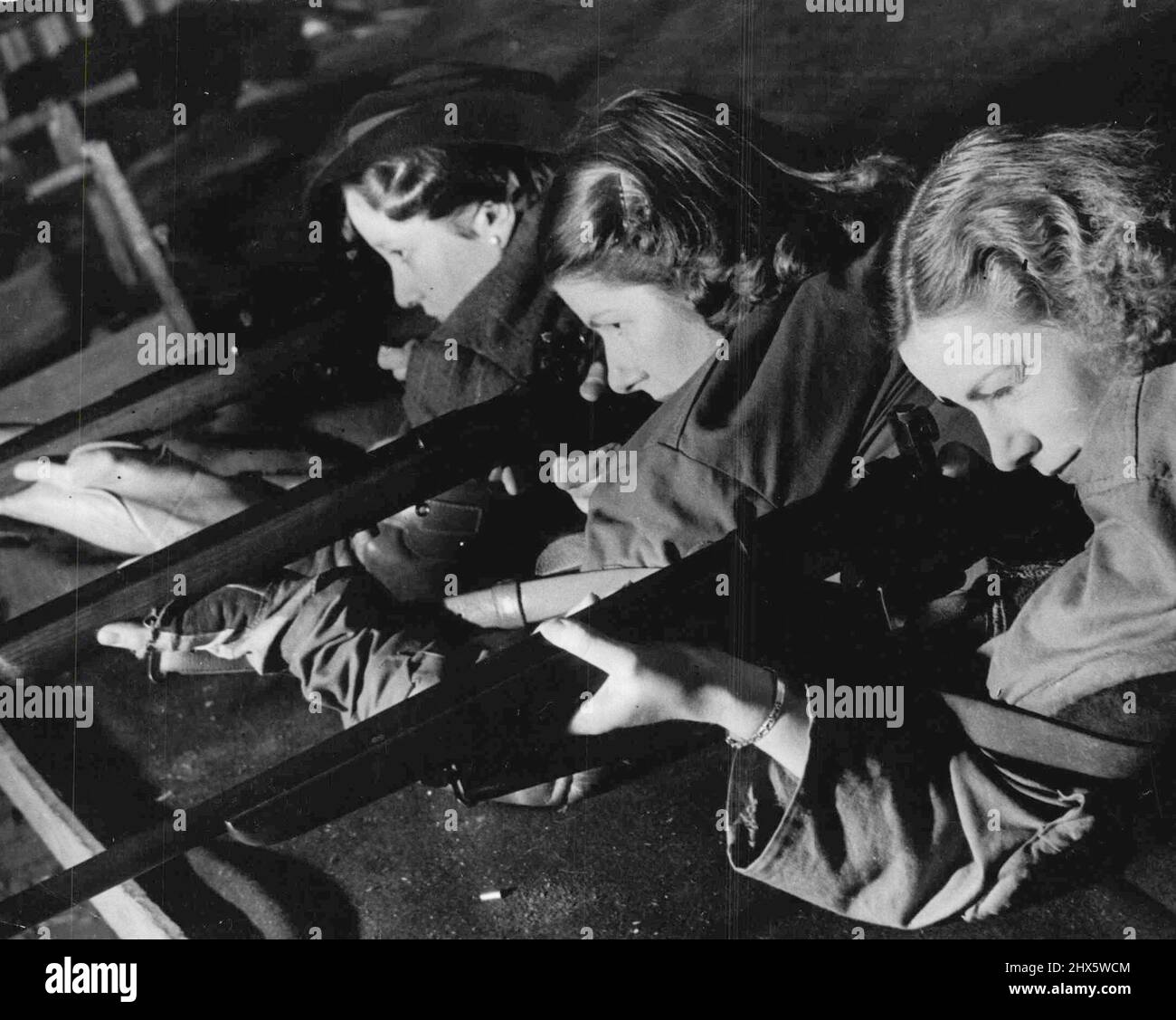 Young riflewomen. members of the Yorkshire Rifle Club, who shoot at a ...