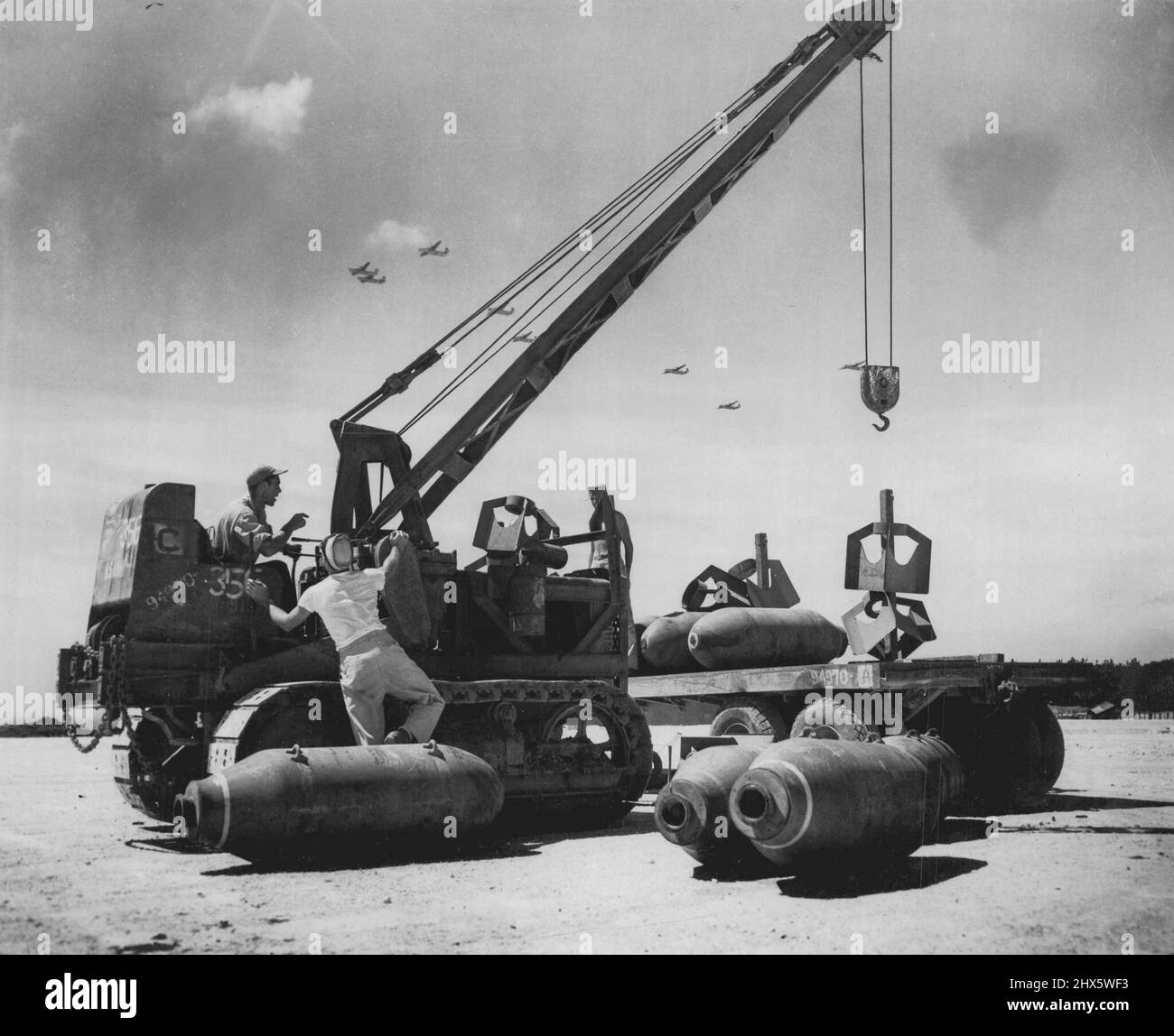 Fighter Men Learn Bomber Tactics -- Personnel of an Ie Shima fighter ...
