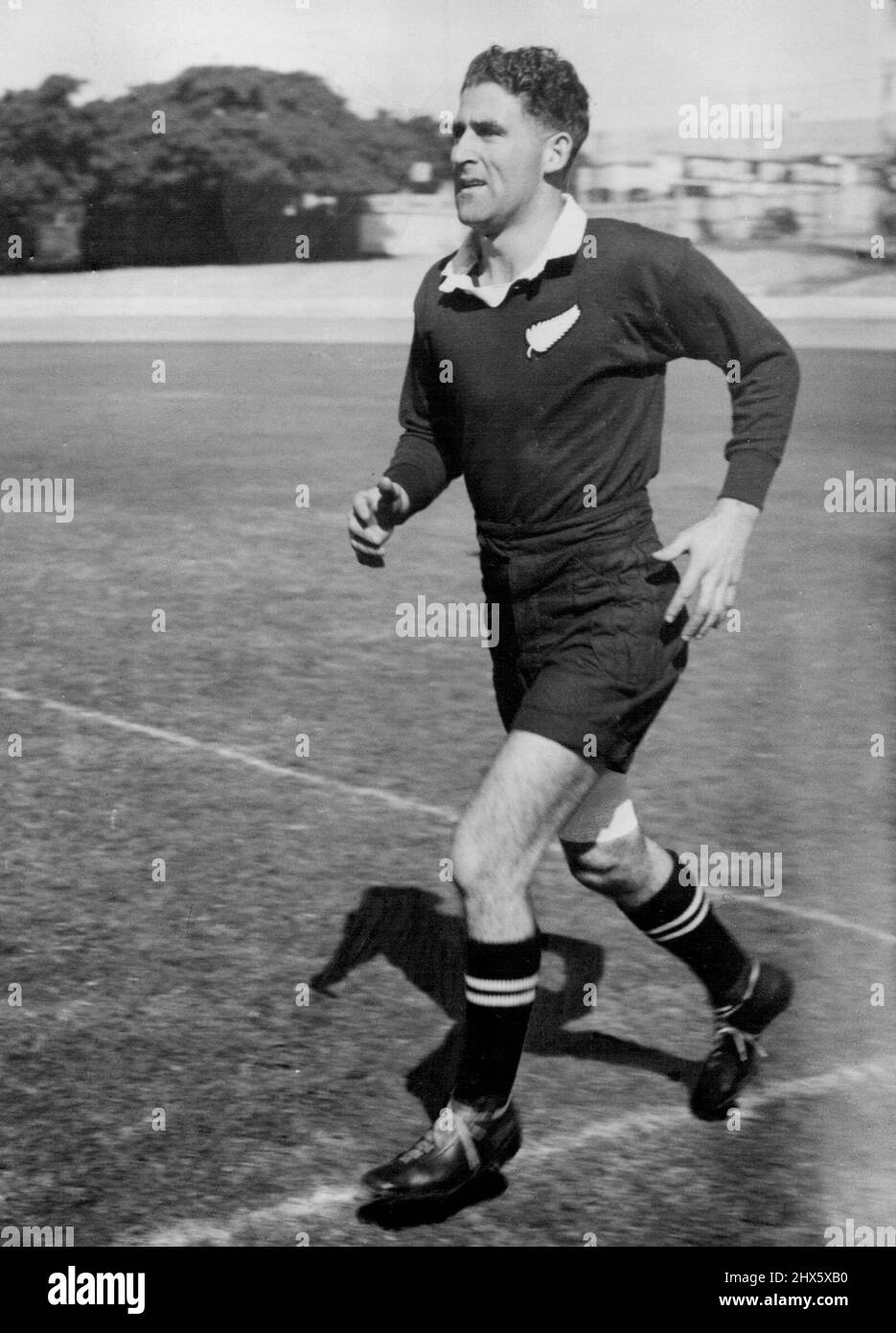 Fred Allen, Captain of the New Zealand Rugby Union team, having a ...