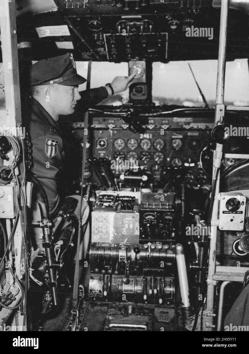 Pilotless Plane Flies The Atlantic - This is the cockpit of the ...