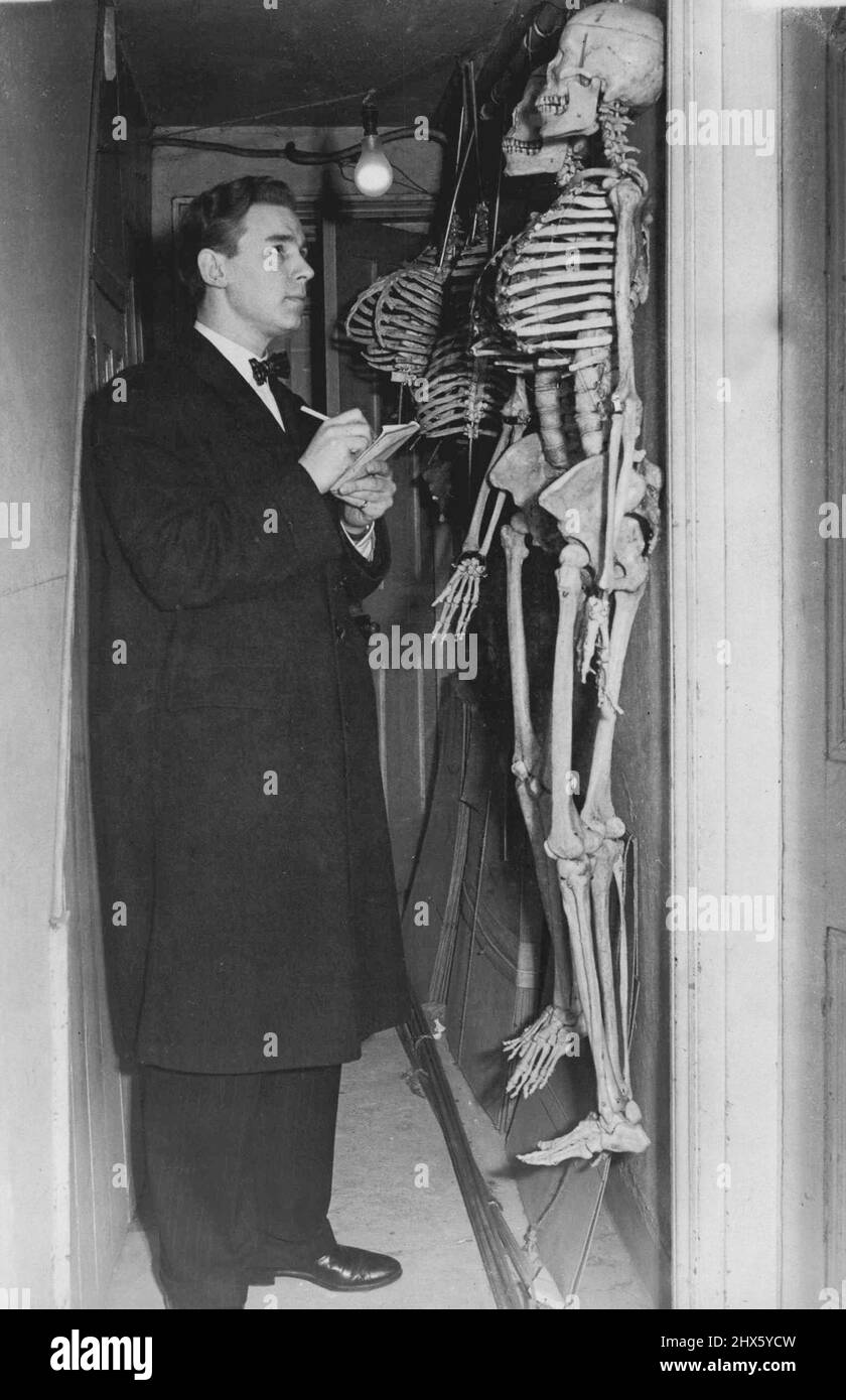 Anatomy notes Black and White Stock Photos & Images - Alamy