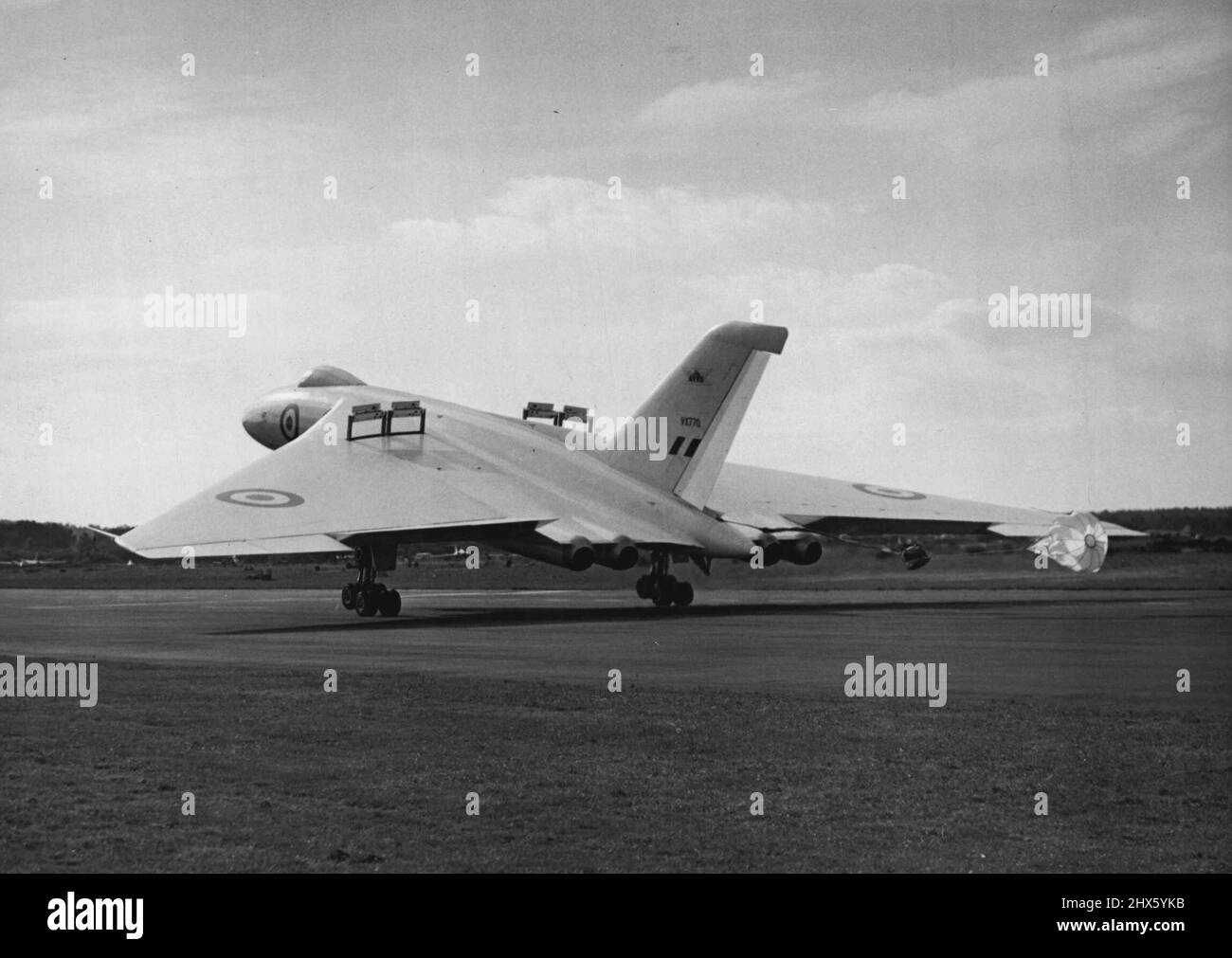 S.B.A.C. Flying Display At Farnborough -- An Avro Vulcan delta-wing ...