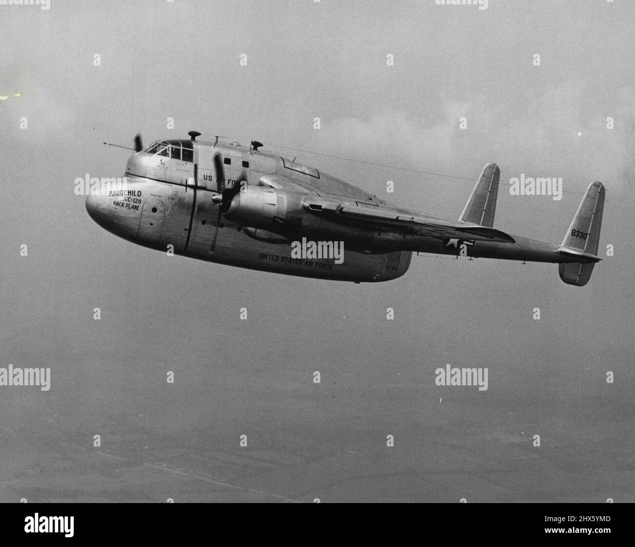 First photograph of the revolutionary new Fairchild XC-120 Packplane in ...