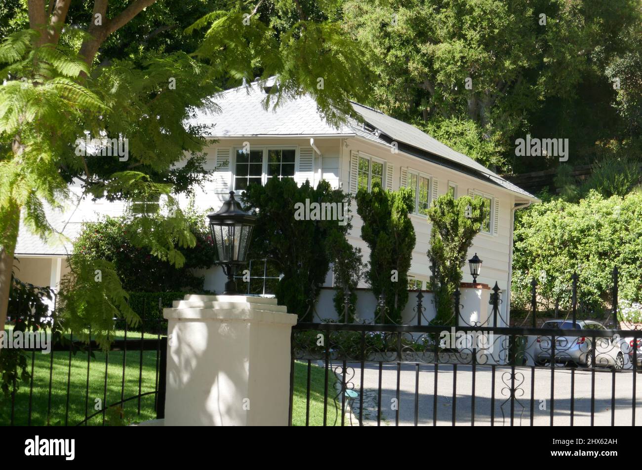 Beverly Hills, California, USA 6th March 2022 Actress Bette Davis ...