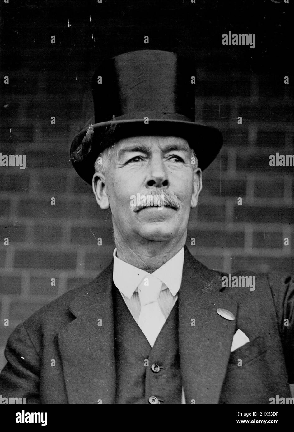 White march hi-res stock photography and images - Alamy