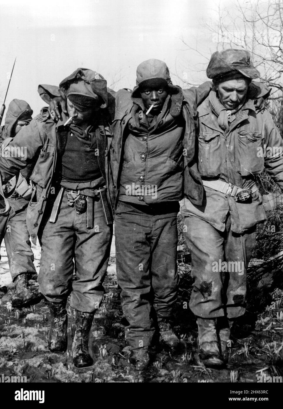 Wounded and weak through lack of food, American soldiers stagger into ...