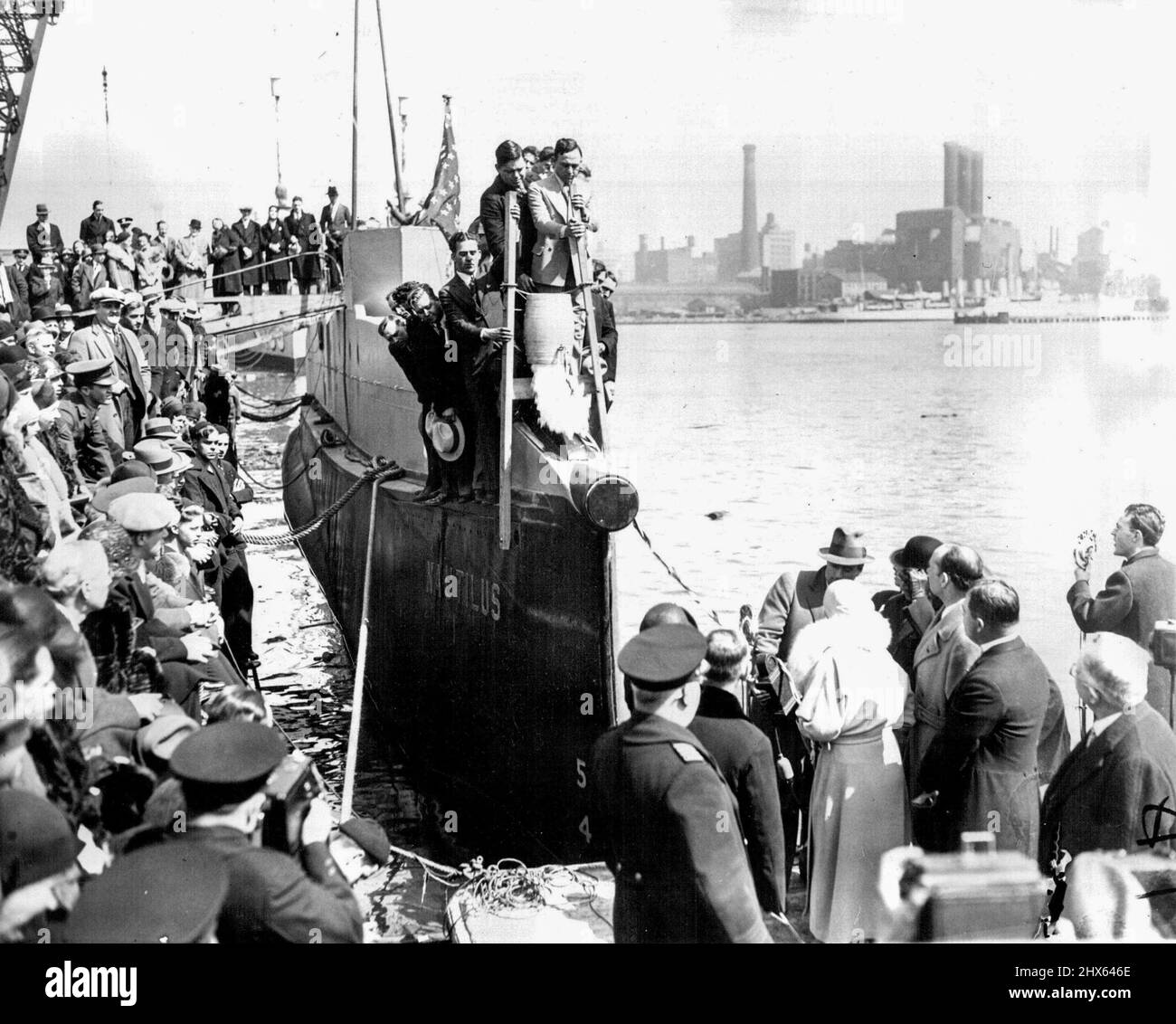 Nautilus submarine in sir hi-res stock photography and images - Alamy