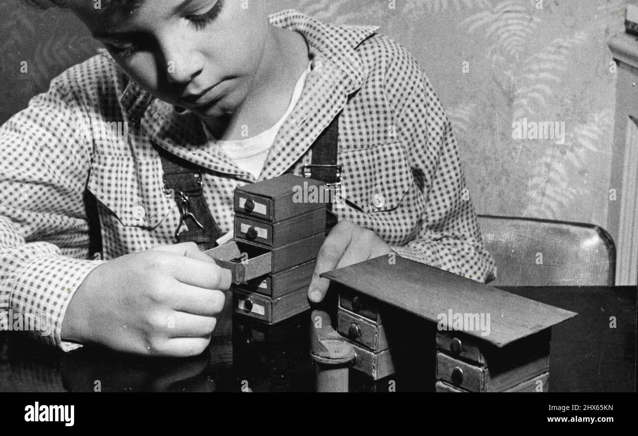 4 february 1946 hi-res stock photography and images - Alamy