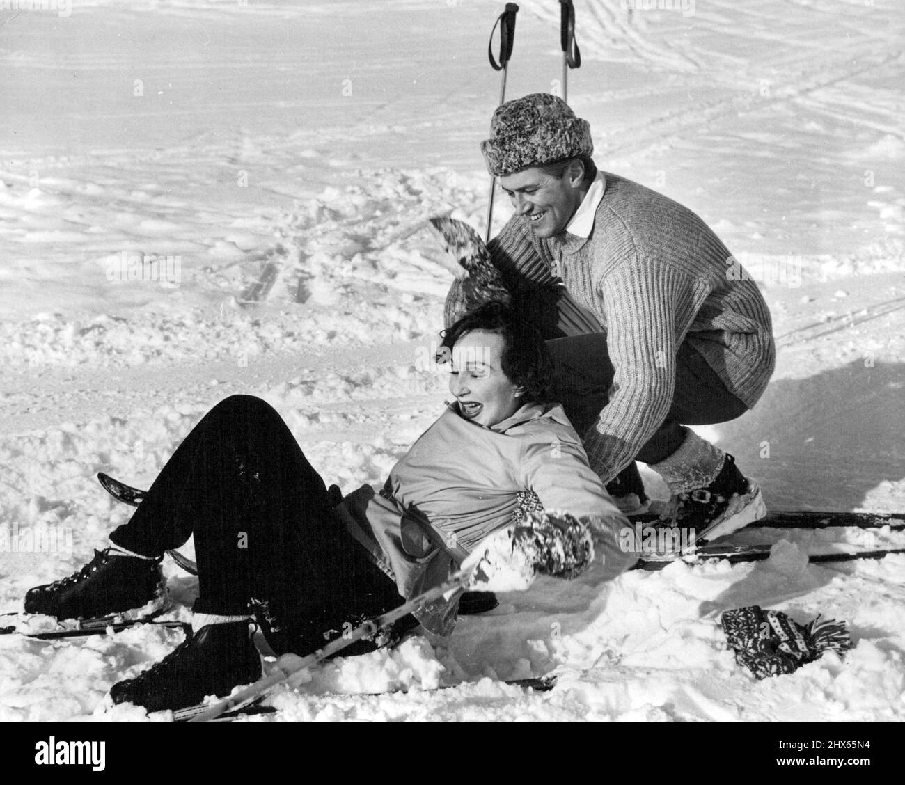 Googie withers and john mccallum hi-res stock photography and images ...