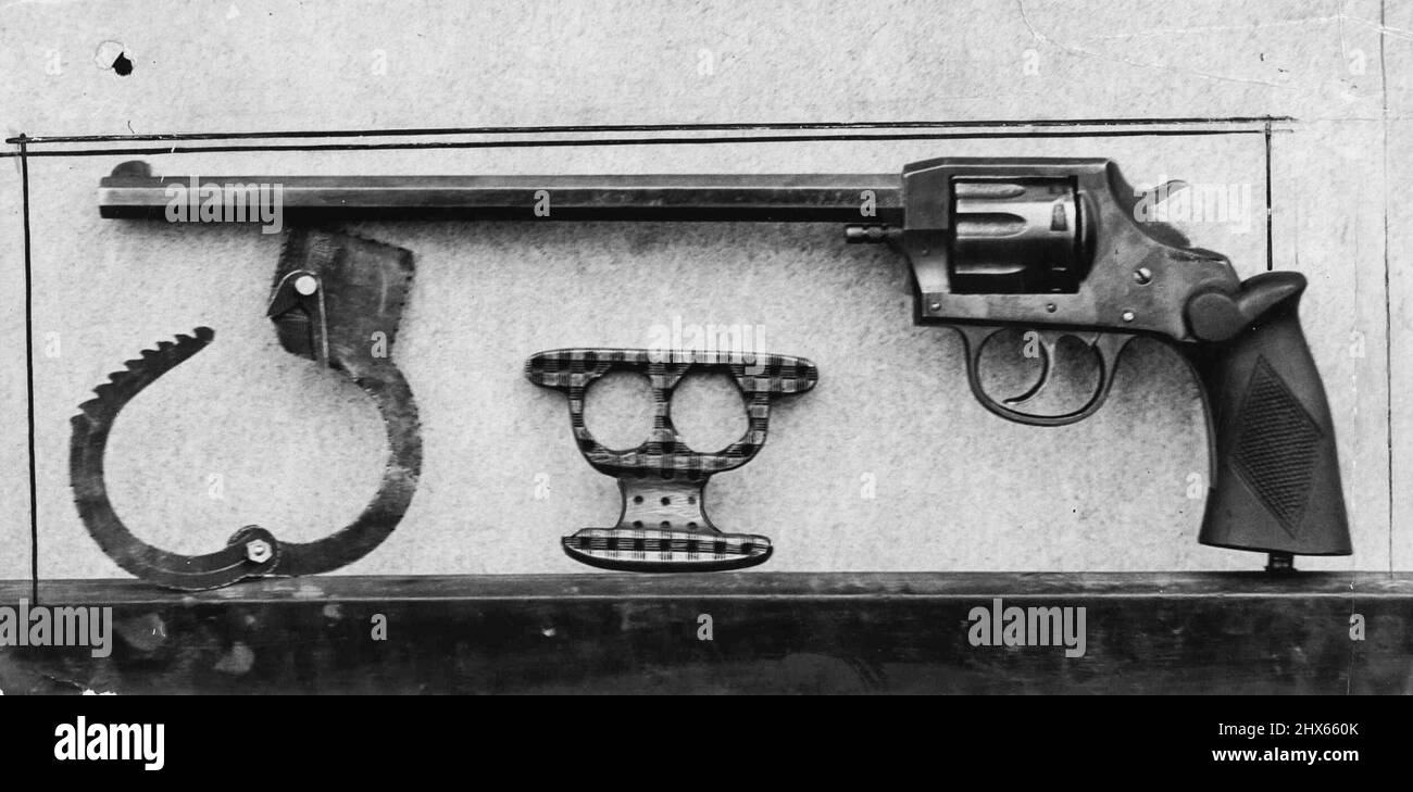 Pattern of hand cuff at central ***** duster ***** police station ...