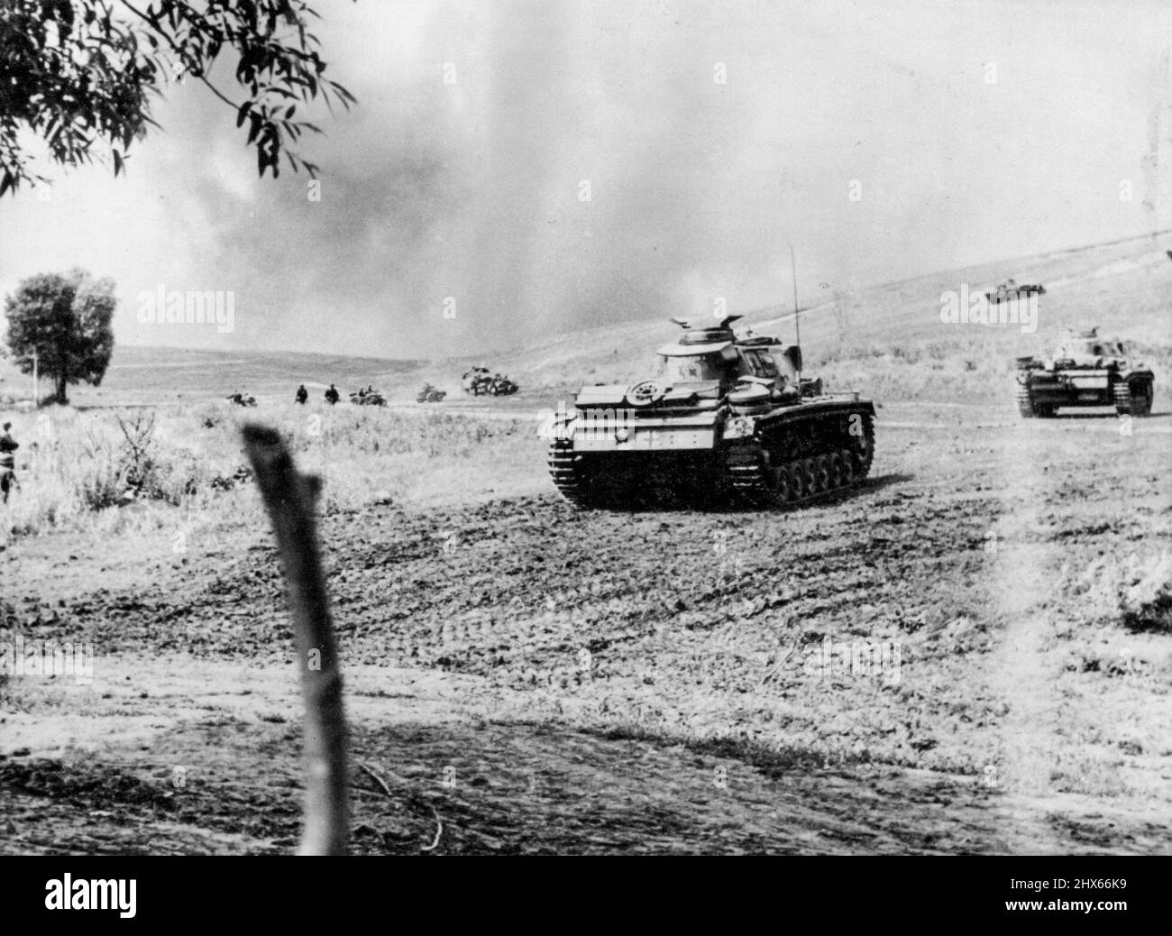 Russian tank ww2 battle hi-res stock photography and images - Alamy