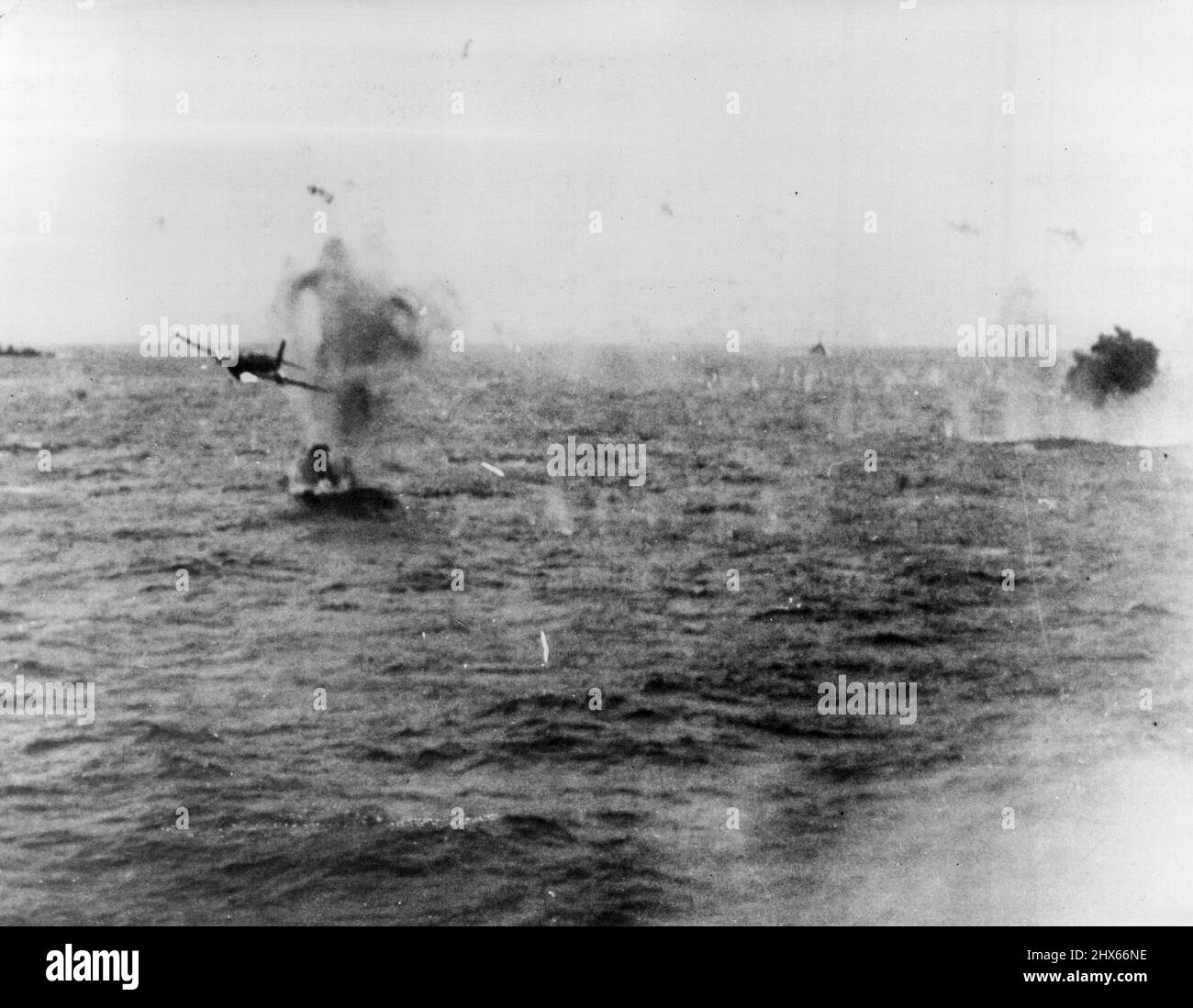 Kamikaze plane hi-res stock photography and images - Alamy