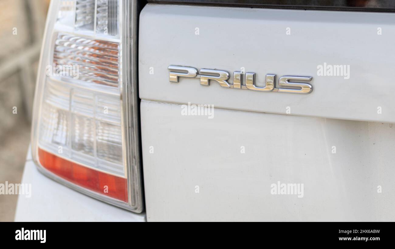 Prius Car Logo Used 2015 TOYOTA PRIUS C One For Sale In MIAMI | 85189