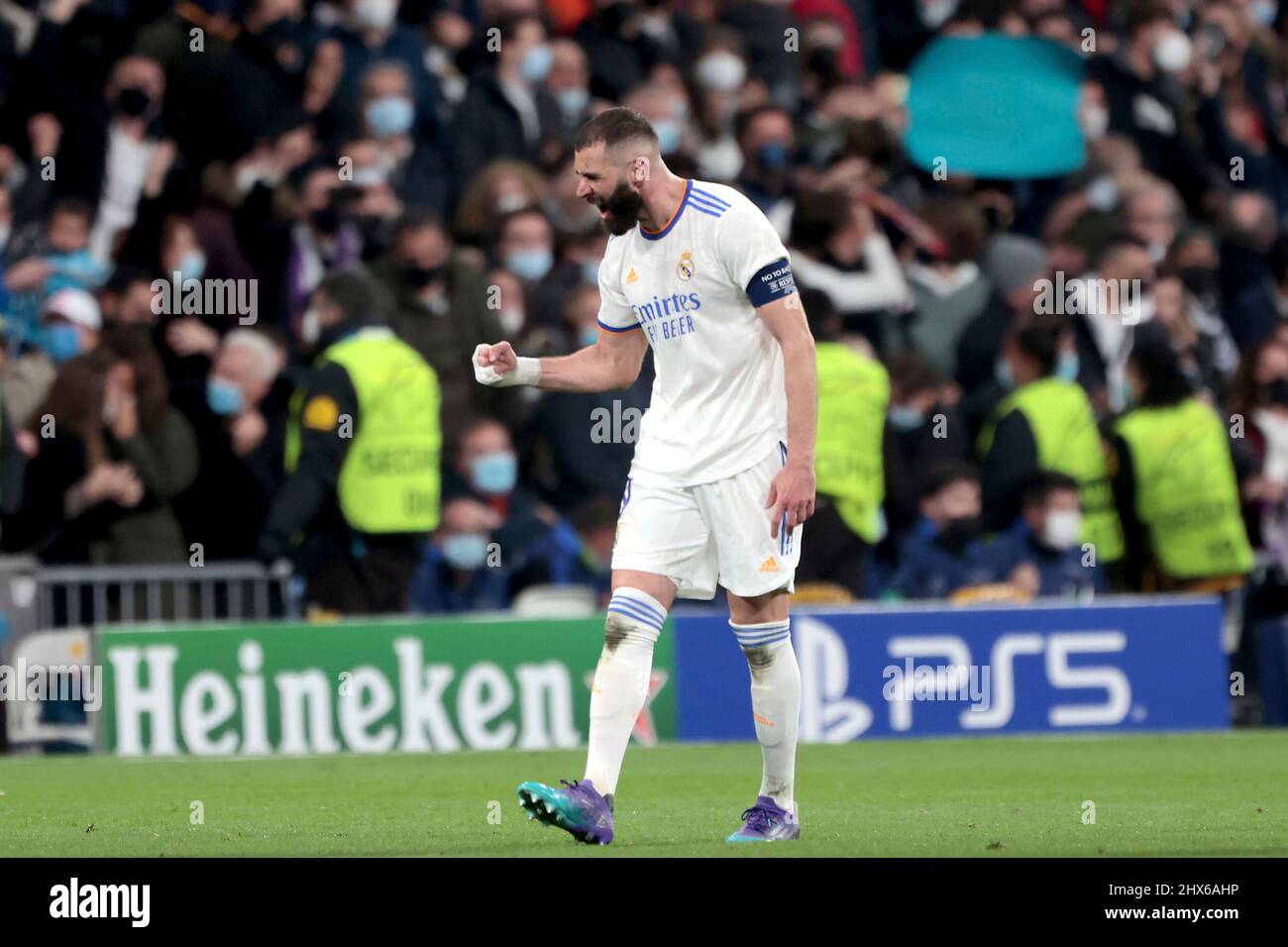 Karim benzema celebrate hi-res stock photography and images - Alamy