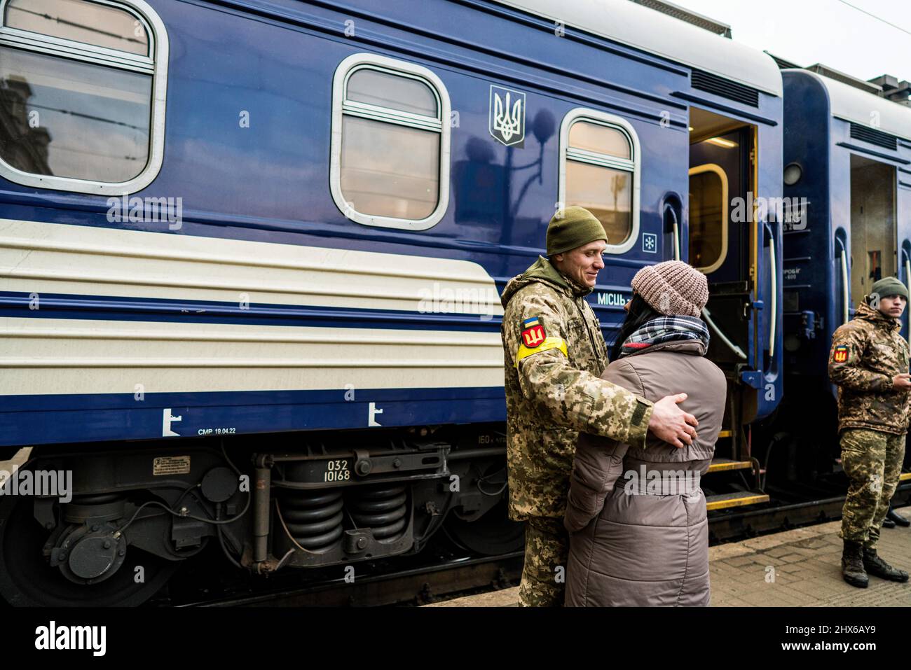 Hug war train hi-res stock photography and images - Alamy