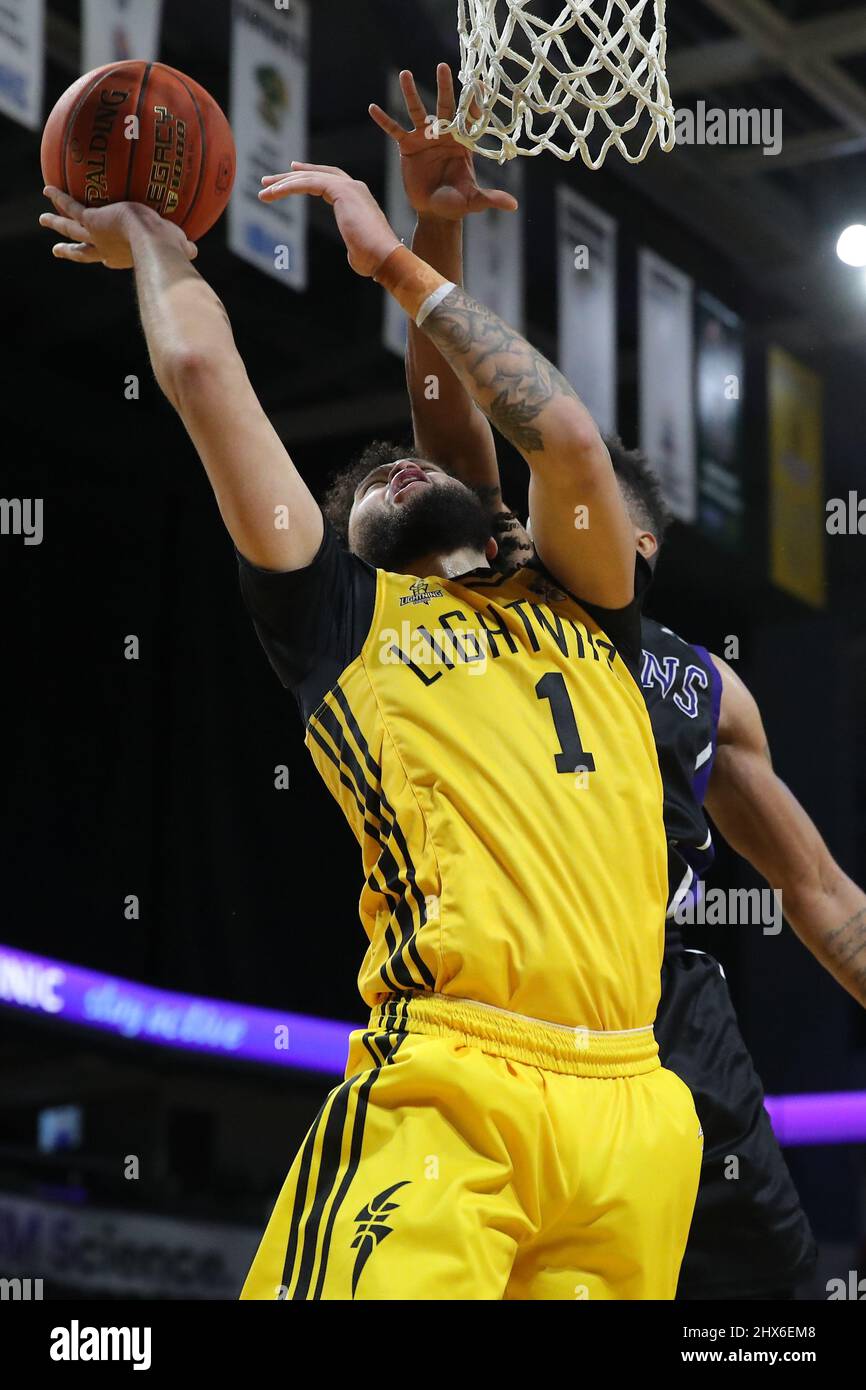 March 9 2022, London Ontario Canada, London Lightning start their ...