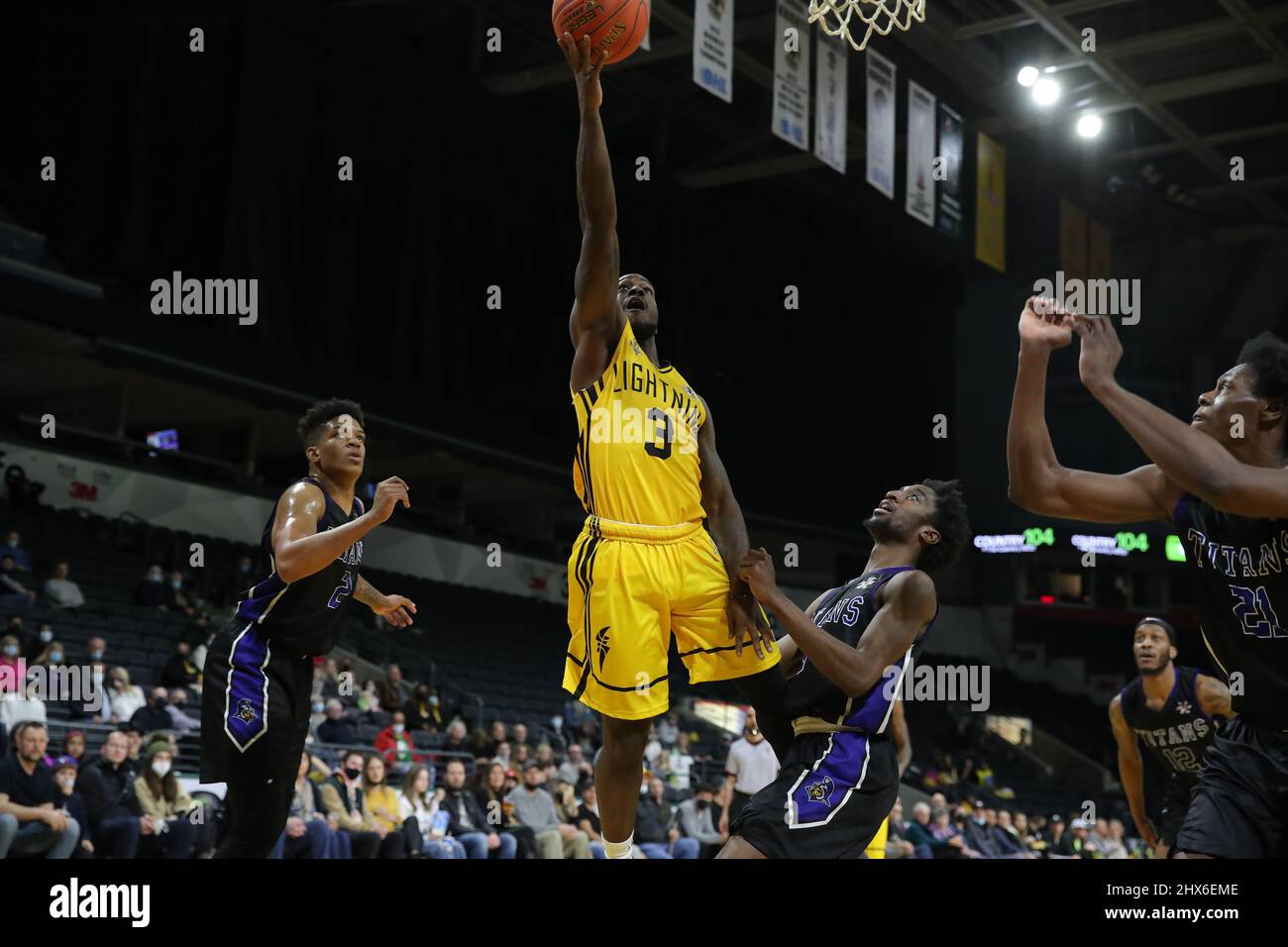 March 9 2022, London Ontario Canada, London Lightning start their ...