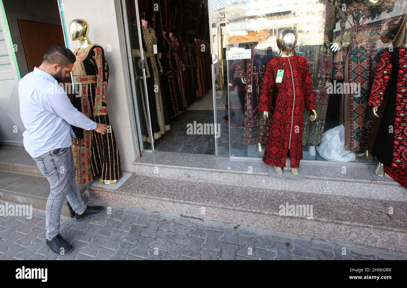 Gaza, Palestine. 09th Mar, 2022. A Palestinian man arranges and ...