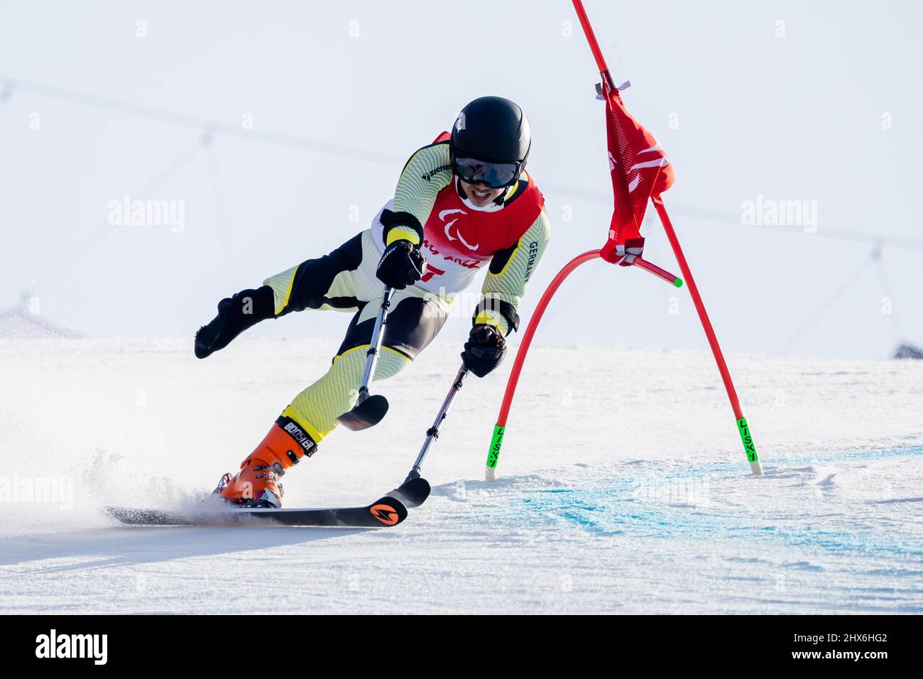 Peking, China. 10th Mar, 2022. Paralympics, Para Alpine Skiing, Men ...