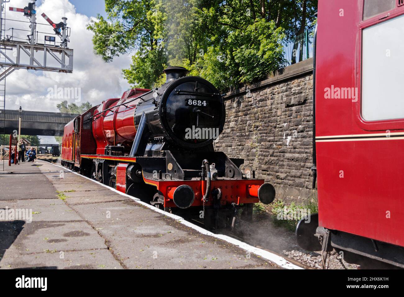 LMS Stanier 8F 8624 at the East Lancs Railway 1940's Weekend 2010 Stock ...
