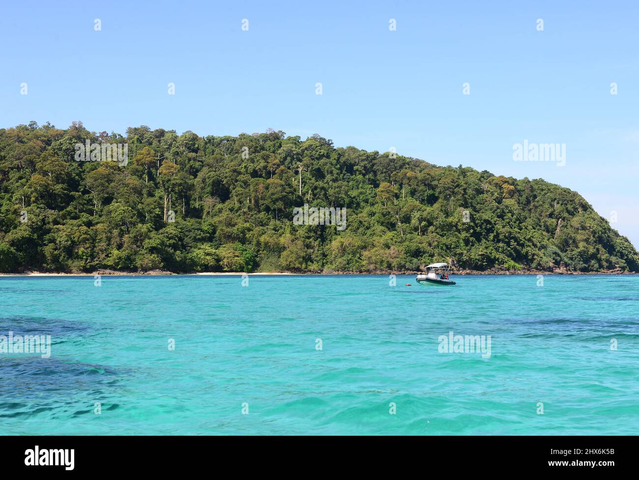Koh Rok (Rok Island) is a small archipelago in southern Thailand in the ...