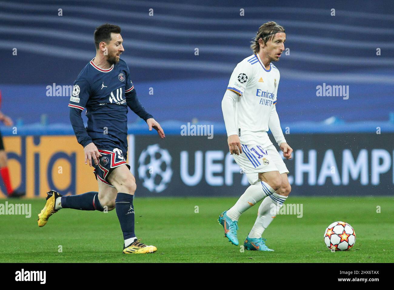 Luka Modric of Real Madrid and Lionel Messi of PSG during the UEFA ...