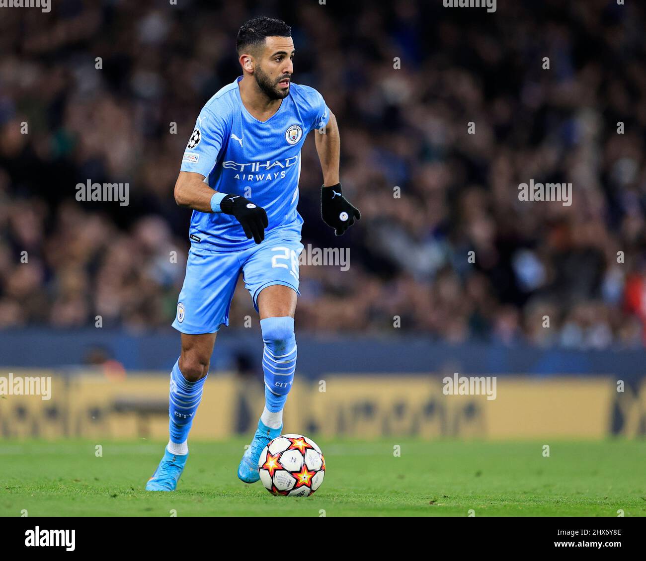 Riyad Mahrez #26 of Manchester City controls the ball Stock Photo - Alamy