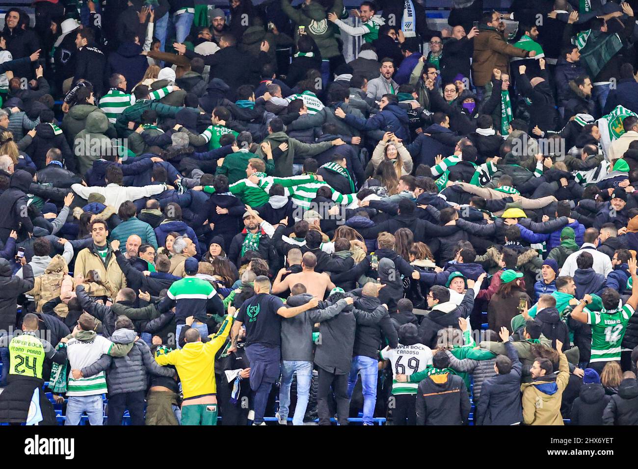 Sporting Lisbon fans do the Poznan Stock Photo - Alamy