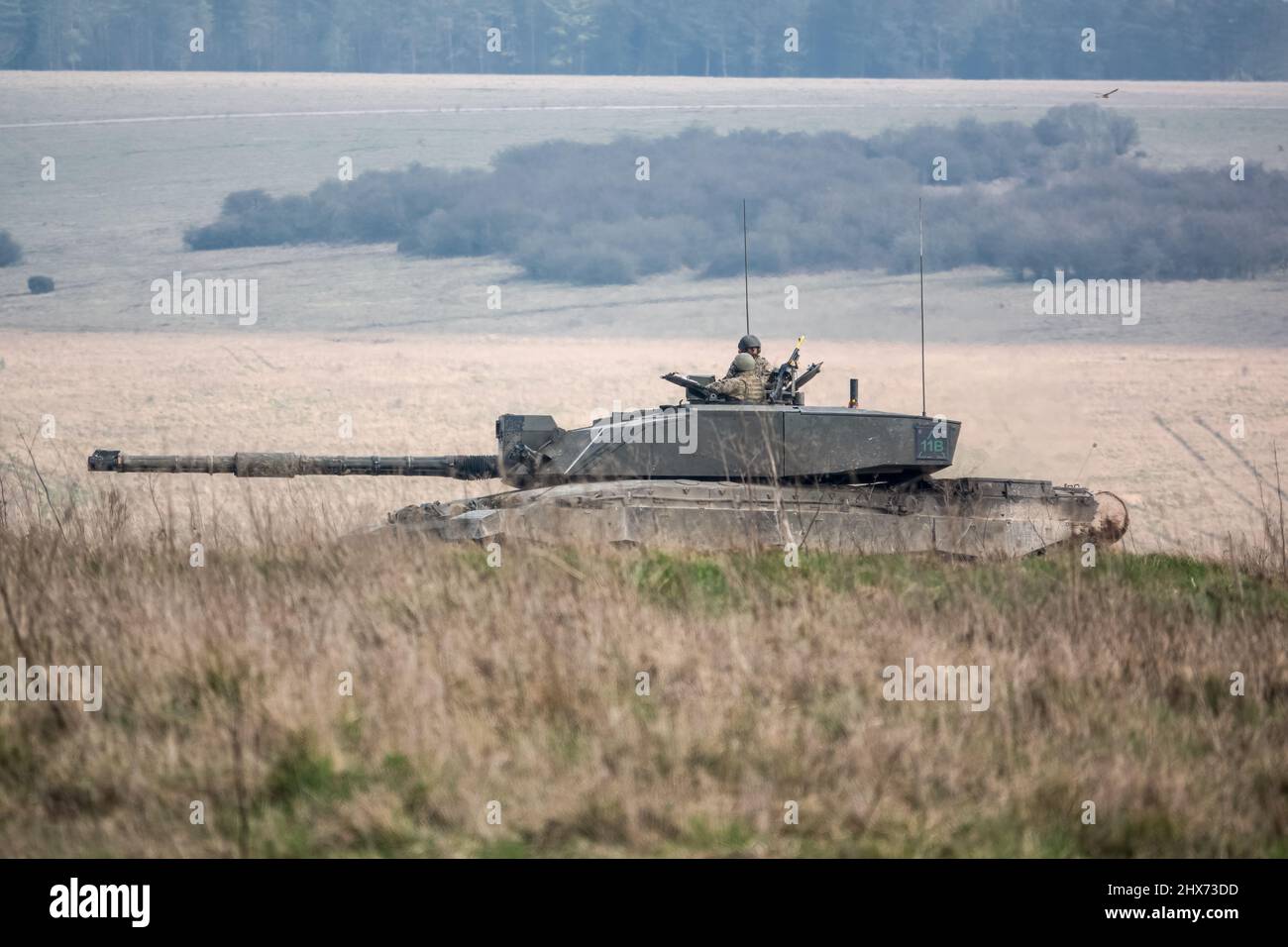 British army FV4034 Challenger 2 main battle tank in action on a ...