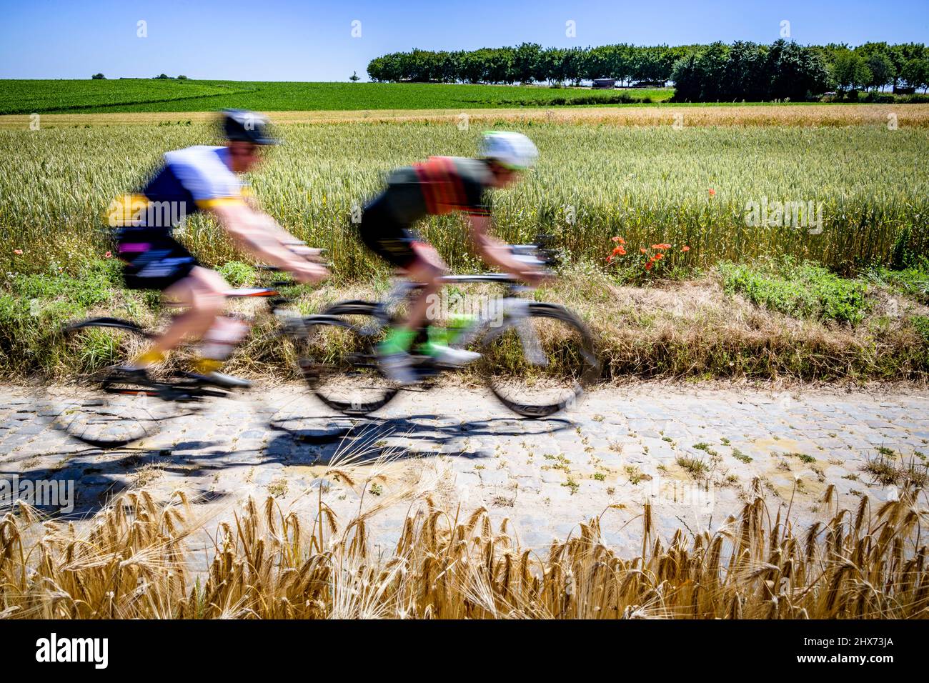 Cobblestone route hi-res stock photography and images - Alamy