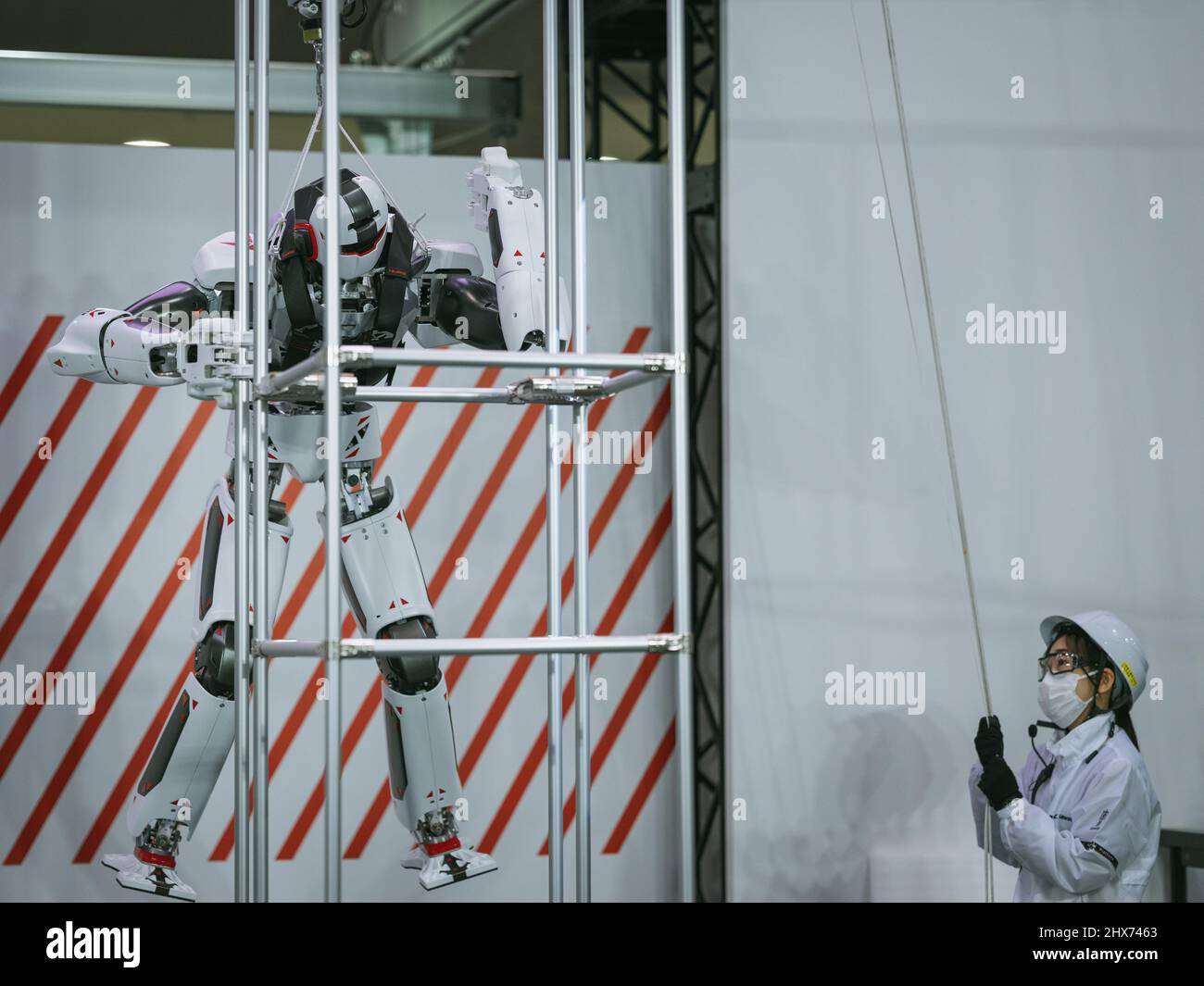 Japans maker Kawasaki humanoid robot called RHP Kaleido does a ...