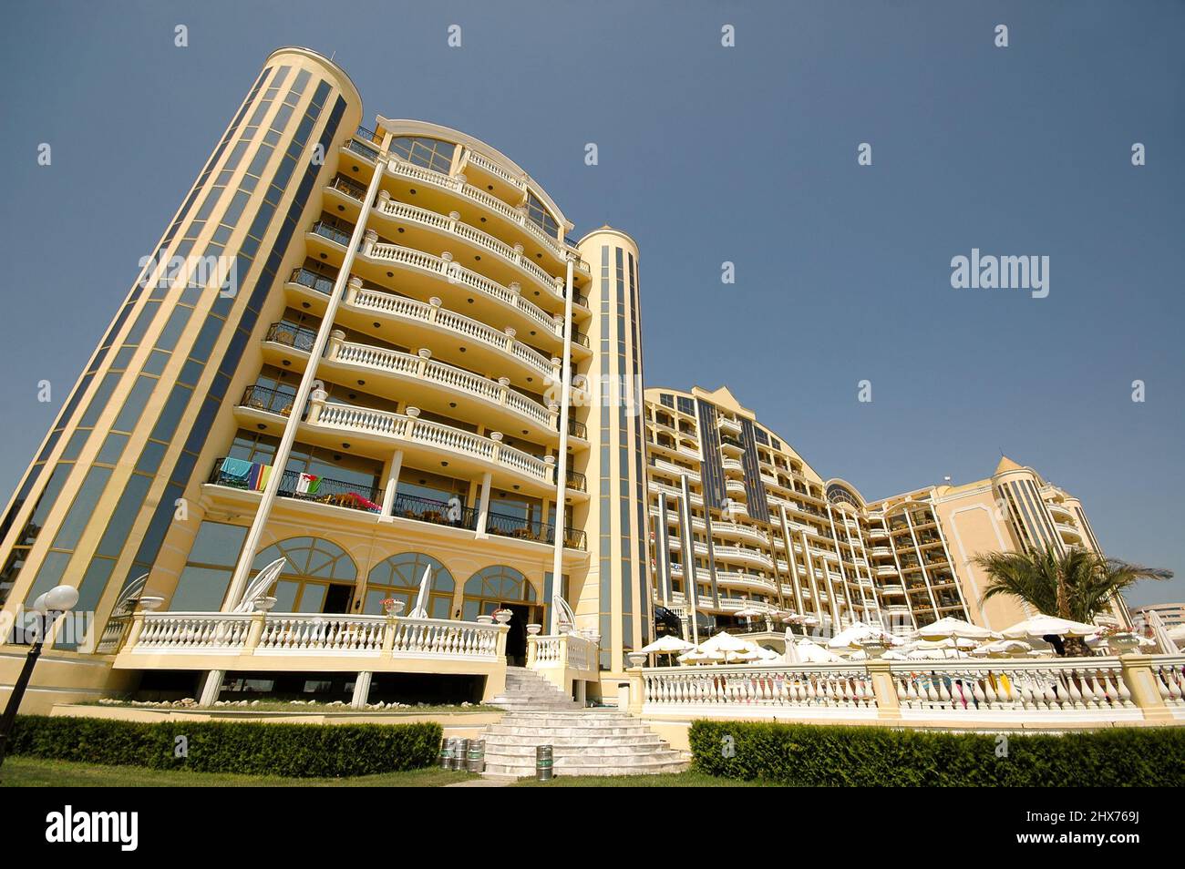 Very large hotel and clear sky Stock Photo - Alamy